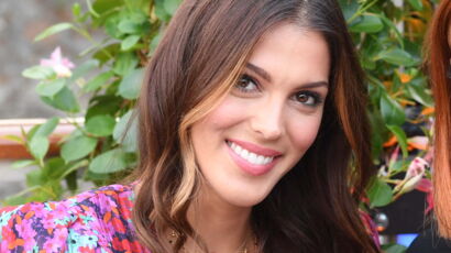 Iris Mittenaere renversante : elle dévoile son corps de rêve dans une mini robe en tweed : Femme ...