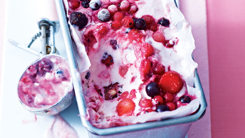 Glace au fromage blanc et fruits rouges facile : découvrez les recettes ...