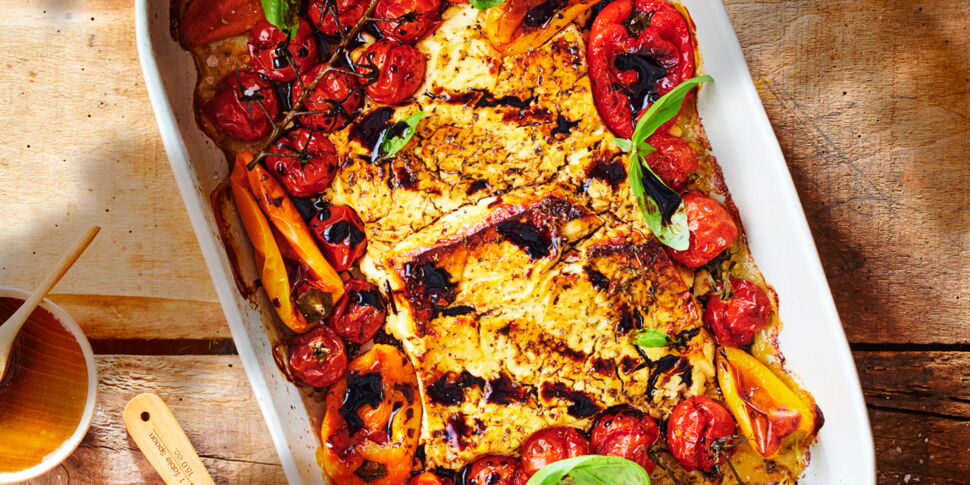 Feta rôtie au four, tomates cerise, mini-poivrons au vinaigre ...