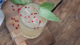 Cocktail de fête : margarita poire facile et rapide : découvrez les ...