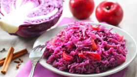 Soupe au chou rouge facile et rapide : découvrez les recettes de ...