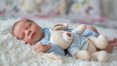 Intertrigo de bébé : causes, symptômes et traitements : Femme Actuelle ...