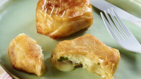 Burger Poulet croustillant avec sauce bbq et Gruyère AOP réserve facile ...