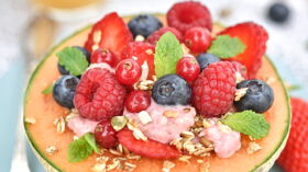 Yaourt grec aux fruits rouges facile et rapide : découvrez les recettes ...