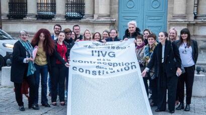 Le droit à l’IVG bientôt inscrit dans la Constitution française ? Le ...