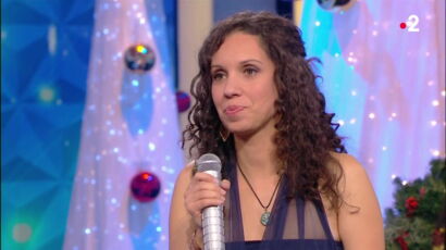 "Noubliez pas les paroles" : qui est Elodie, la nouvelle Maestro ? : Femme Actuelle Le MAG