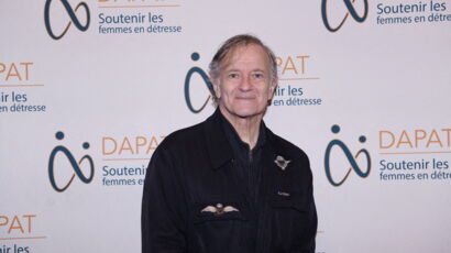 Francis Huster, un "père copain" : ses rares confidences sur ses deux filles : Femme Actuelle Le MAG