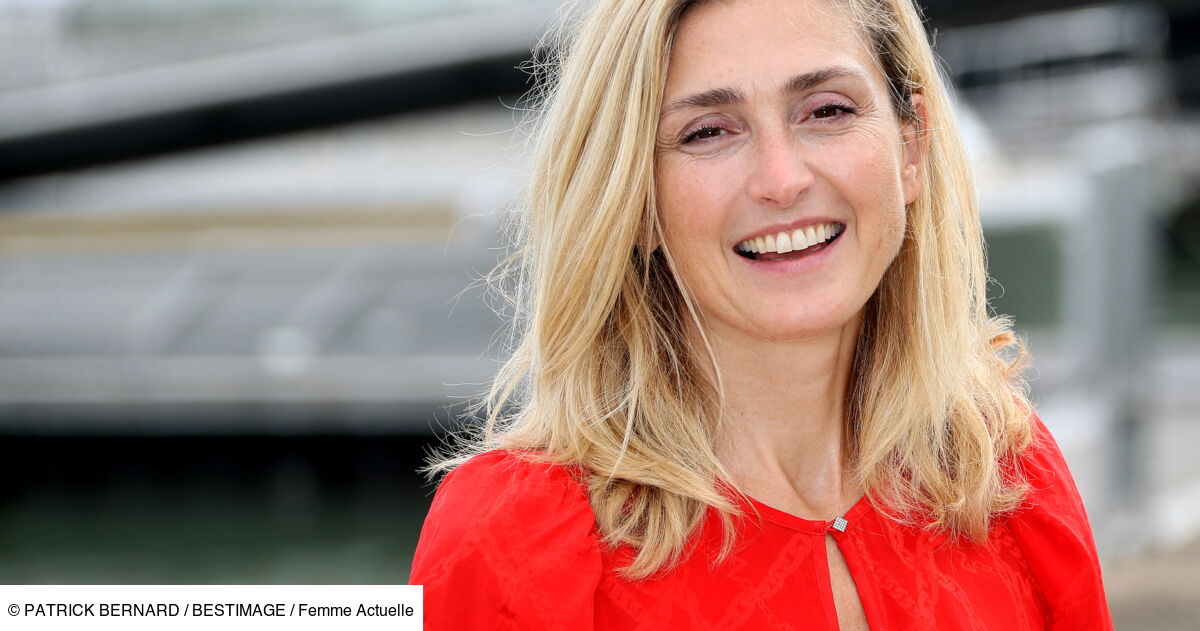 Julie Gayet : ces phrases sur son âge qui l’ont profondément choquée ...