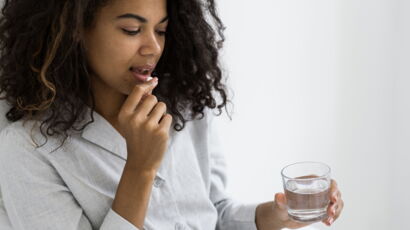 Rhinomaxil : les précautions à prendre avec ce spray nasal à base de ...