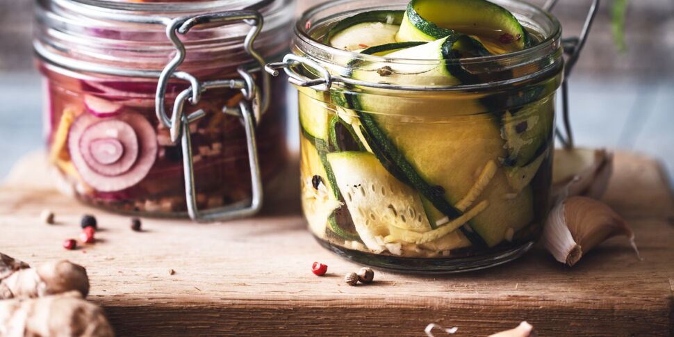 Pickles d’oignons rouges : la recette ultra simple à faire de Whoogy’s ...