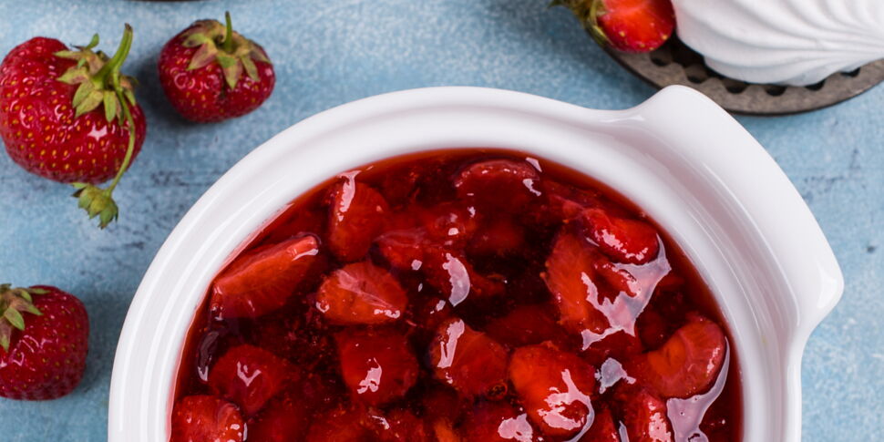 Compote de fraises sans sucre facile et rapide : découvrez les recettes ...