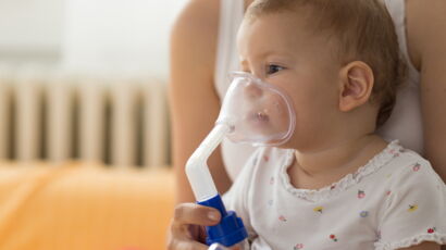 Intertrigo de bébé : causes, symptômes et traitements : Femme Actuelle ...