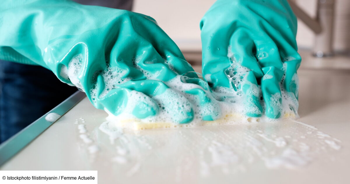 Meubles de la cuisine : comment retirer des taches de graisse ? : Femme ...