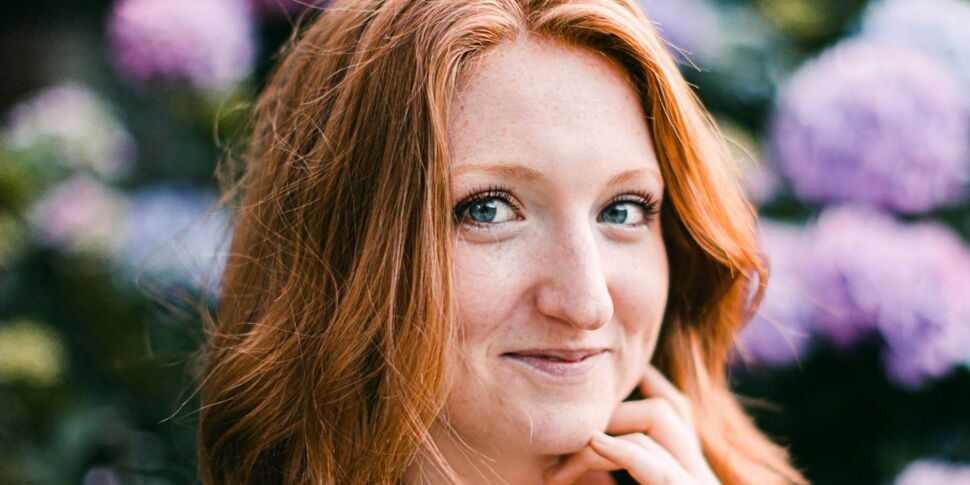 La couleur de cette veste Mango à 22,99 euros ajoutera une petite ...