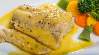 Filet merlu sauce vin blanc facile et rapide : découvrez les recettes ...