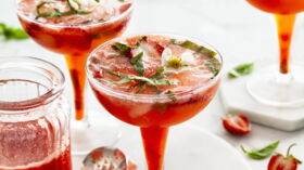 Mocktail Summer fraise basilic facile et rapide : découvrez les ...