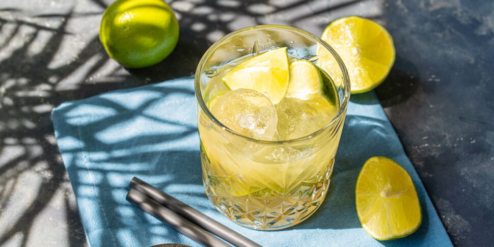 Caïpirinha : la traditionnelle recette brésilienne facile et rapide ...