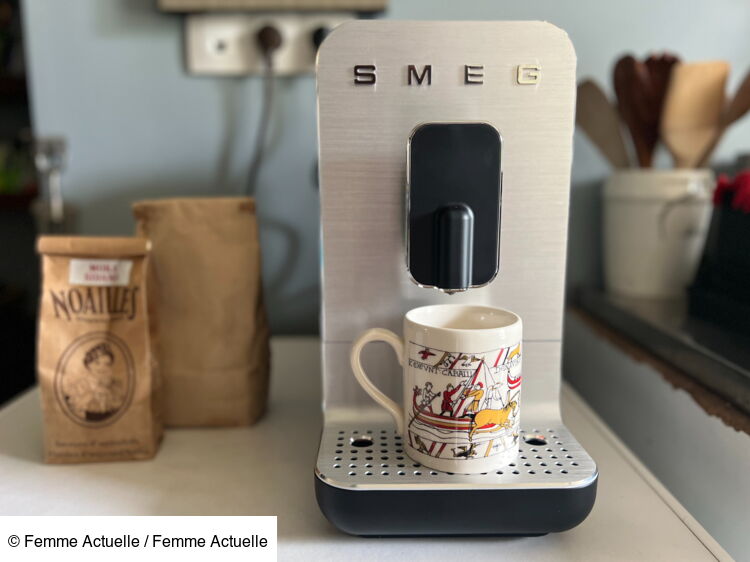 Test machine à café à grains Smeg BCC11 : un modèle avec broyeur ...