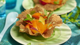 Clafoutis aux fruits rouges et parfum de verveine facile et rapide ...