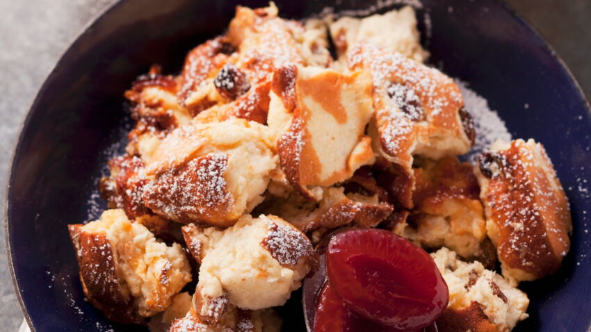 Crêpes au fromage blanc et prunes rôties facile et rapide : découvrez ...