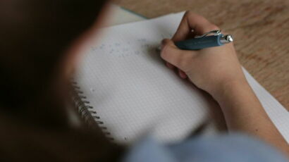 Écrit-on "papi" ou "papy" ? La règle expliquée pour ne plus faire d ...