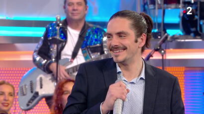 Natacha, la maestro de N'oubliez pas les paroles, révèle son grand regret dans l'émission : "On ...