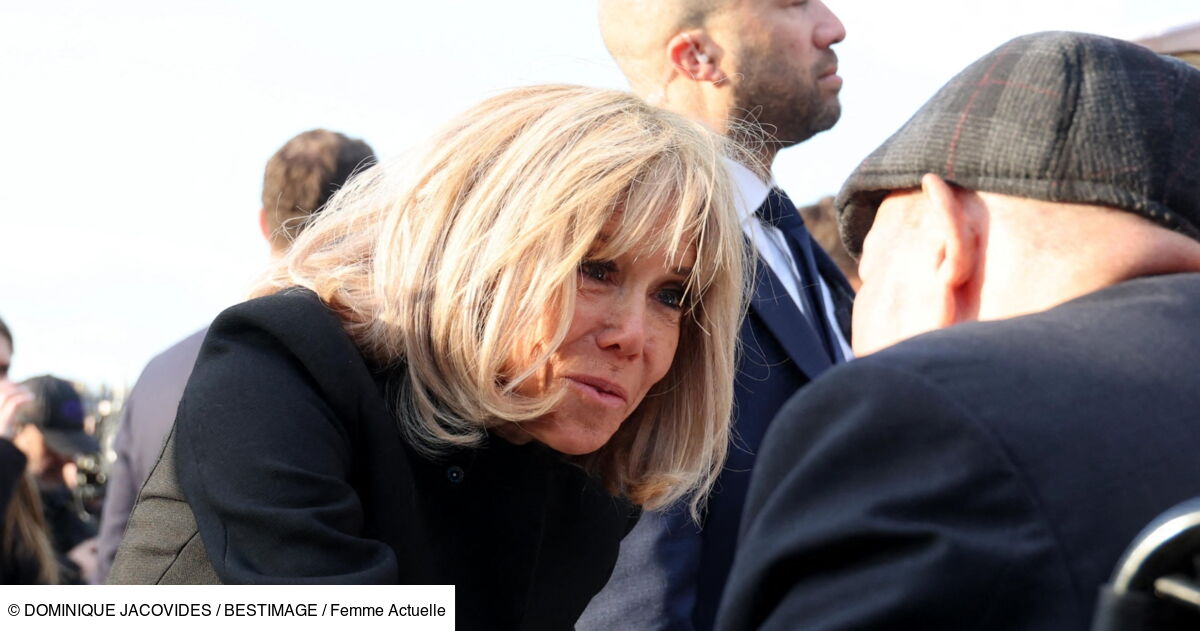 Au summum de l'élégance, Brigitte Macron apparaît dans en look ...