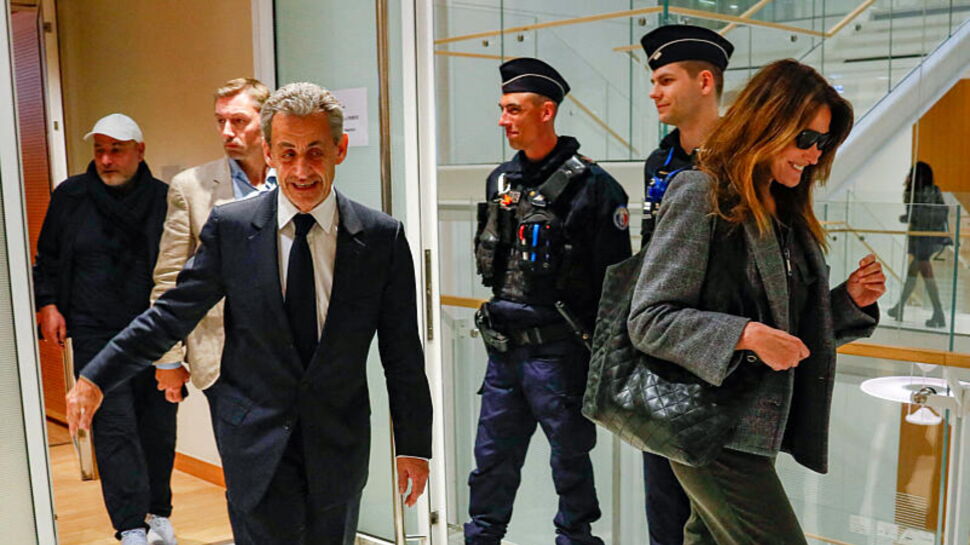 Pourquoi le bracelet électronique de Nicolas Sarkozy a-t-il déjà été retiré après seulement 3 ...