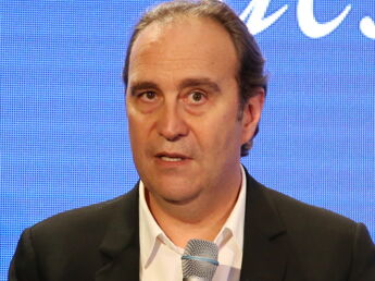 Actualités Xavier Niel : Femme Actuelle Le MAG