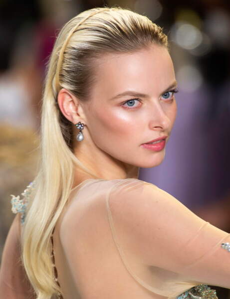 25 coiffures qui nous sauvent quand on a les cheveux sales - Femme Actuelle