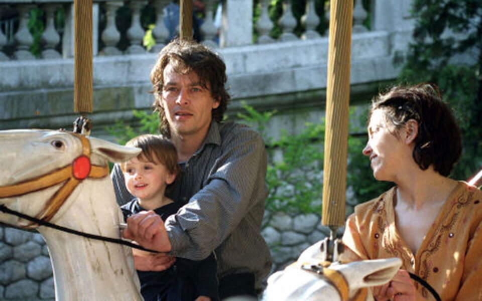 Alain Delon : qui sont ses enfants Ari Boulogne, Anthony, Anouchka et ...