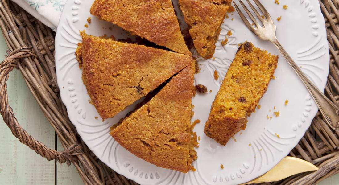 Des recettes de cakes classiques et insolites - Femme Actuelle