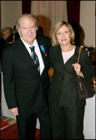 Pierre Mondy : quelles femmes ont marqué sa vie ? - Femme Actuelle