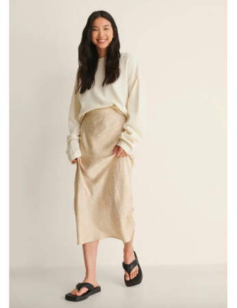 Jupe tendance : 15 nouveautés canons pour une rentrée stylée - Femme ...