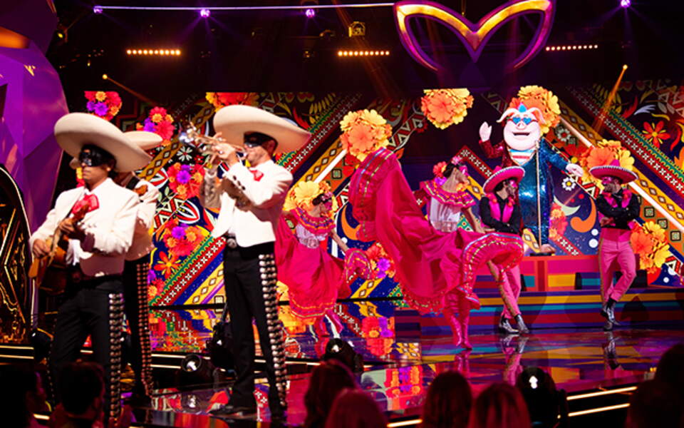 "Mask Singer" 2022 : Tigresse, Cosmonaute, Banane... voici les costumes ...