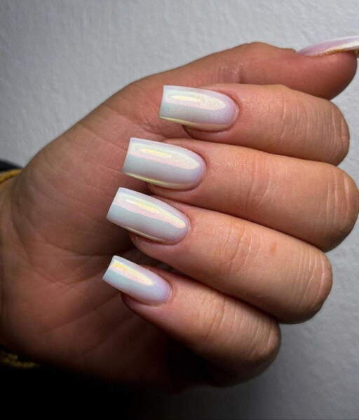 Vernis blanc : les 15 façons canons de le porter - Femme Actuelle