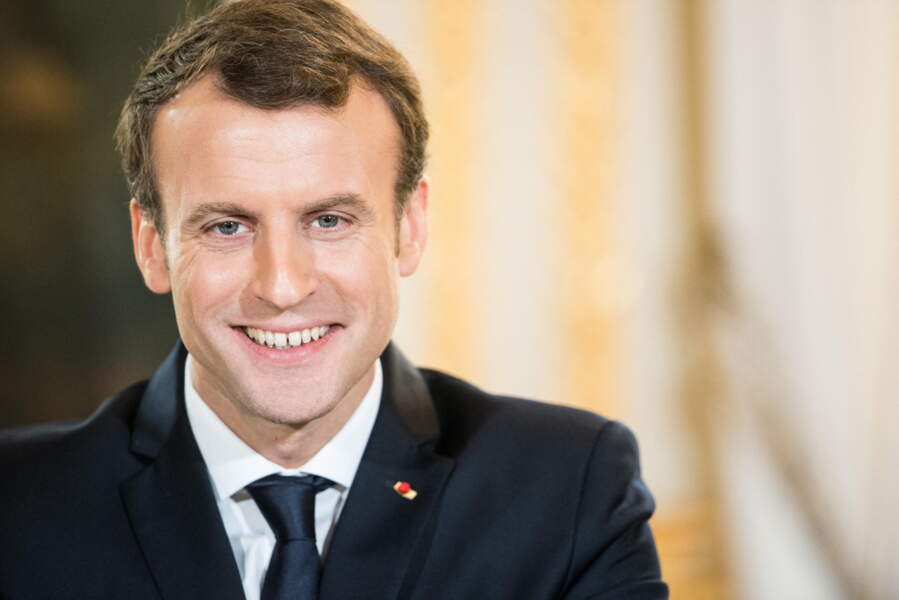 Emmanuel Macron : son évolution physique en images - Femme Actuelle