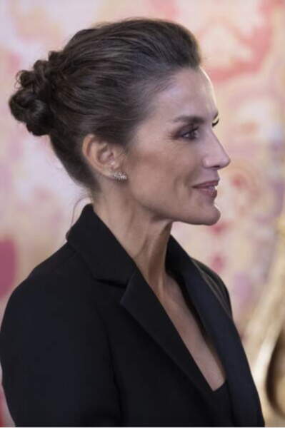 Cheveux attachés : 25 idées de coiffures tendance - Femme Actuelle