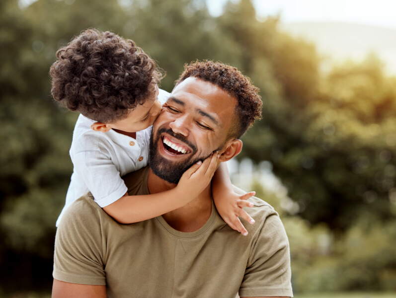 Blagues pour enfants : 40 histoires drôles qui les feront rire aux ...