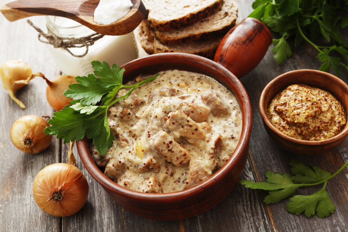 Viandes sauce moutarde : 40 recettes faciles qui nous rappellent la ...