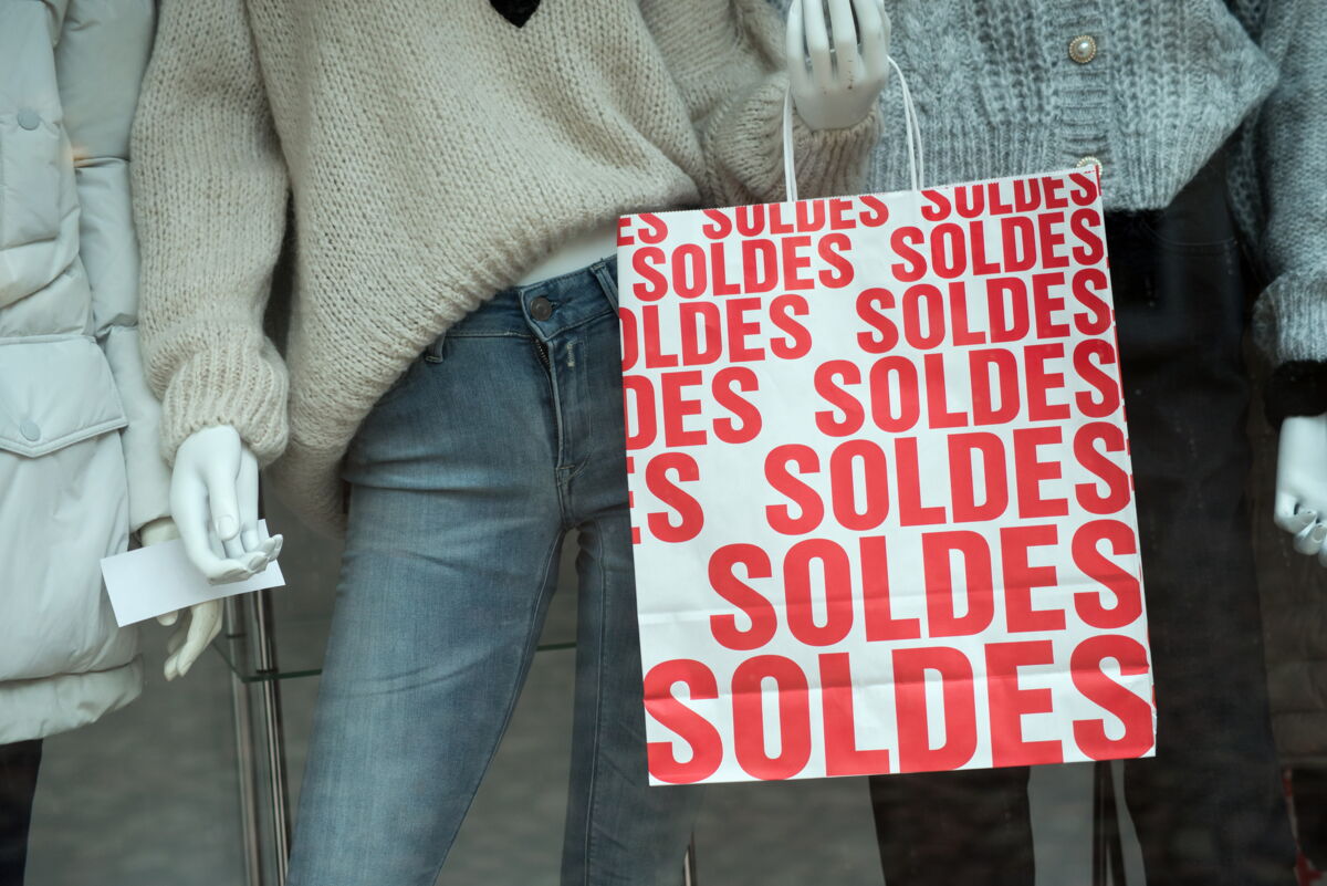 Soldes : 14 vêtements hyper tendance à moins de 10 euros - Femme Actuelle